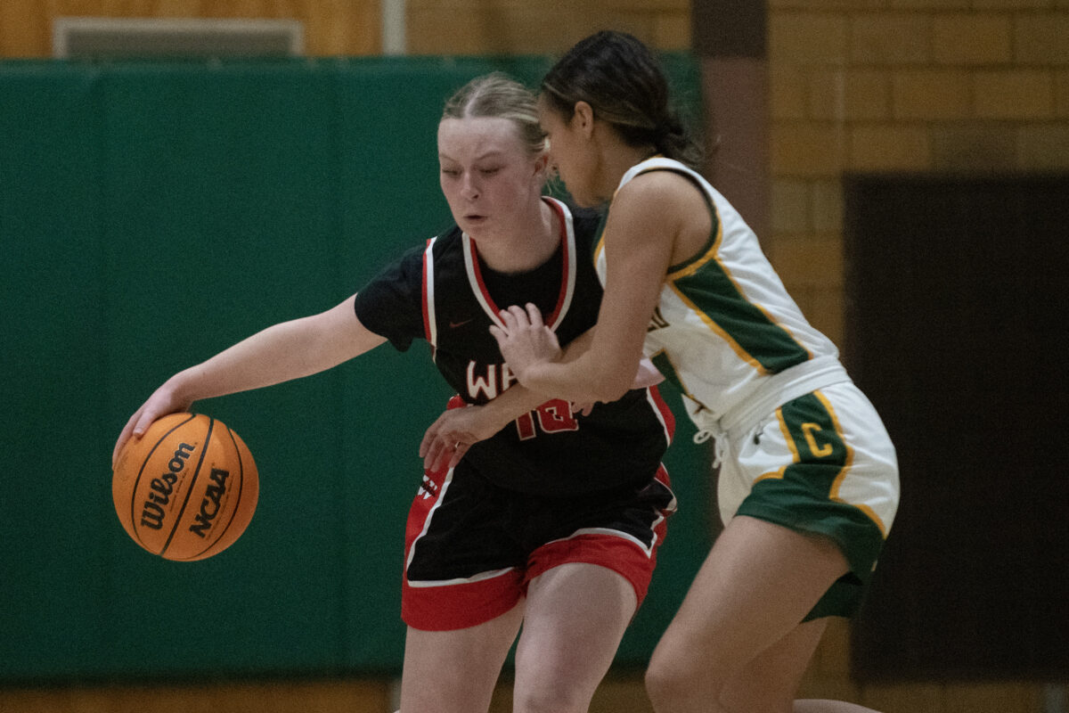 Girls basketball: Clearfield honors champs, keeps cooking by topping ...